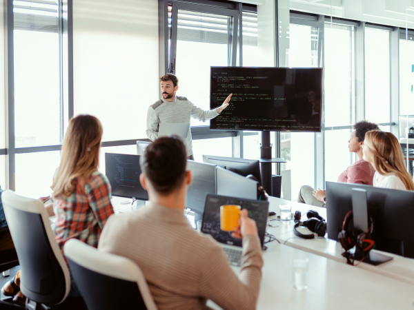 The Importance of Cross-Functional Alignment Between Digital and IT Teams