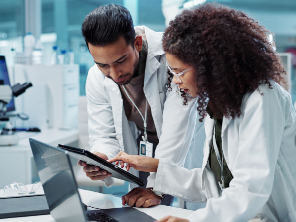 Comparing LabVantage ELN vs. LES Modules | Clarkston Consulting